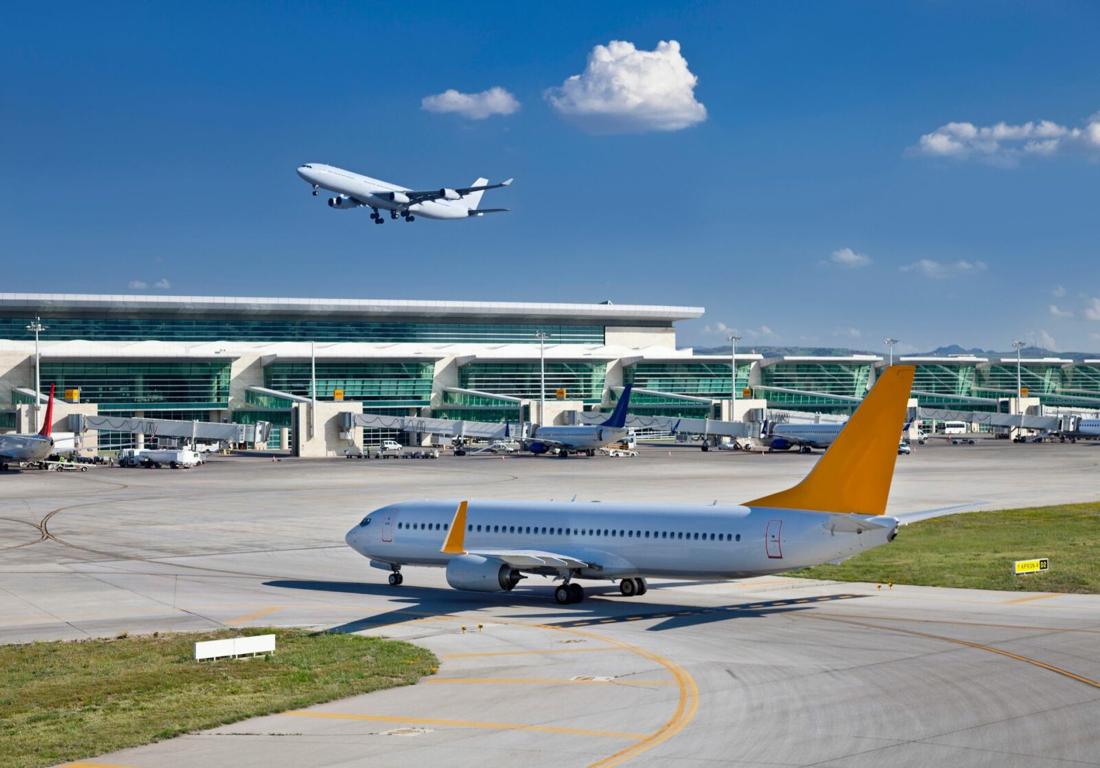 Where Can Private Jets Land? A Guide to Airport Access for Private ...